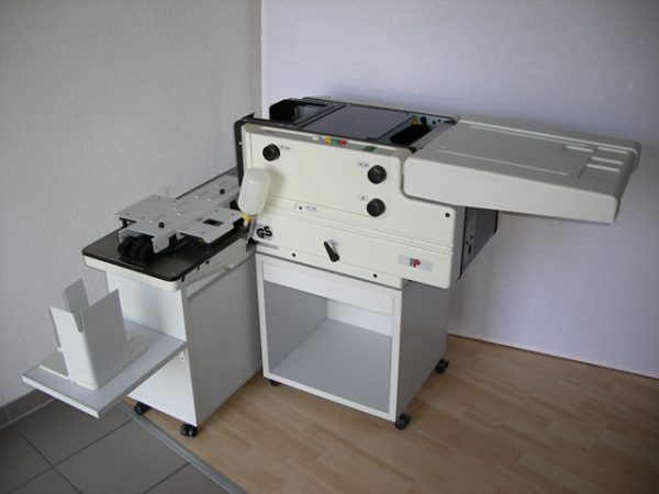 Kuvertiermaschine FPI 2025 – Becker Systemtechnik